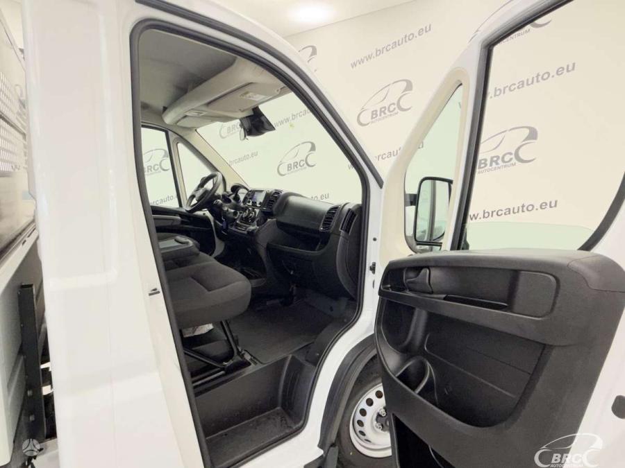 Balts Citroen Jumper 2025 Viļņa, ar dzinēja tilpumu 2.18 L un nobraukumu 20 tūkst. km par 23900 €, foto 8 vietnē AUTOMOTO.COM.LV