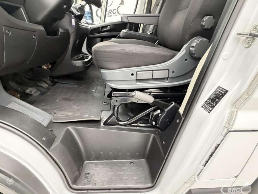 Balts Citroen Jumper 2025 Viļņa, ar dzinēja tilpumu 2.18 L un nobraukumu 20 tūkst. km par 23900 €, foto 13 vietnē AUTOMOTO.COM.LV