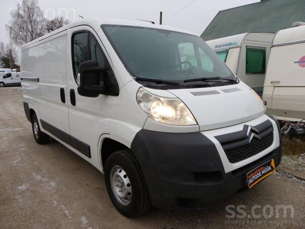 Balts Citroen Jumper 2007 Valka, ar dzinēja tilpumu 2.20 L un nobraukumu 272 tūkst. km par 3700 €, foto 1 vietnē AUTOMOTO.COM.LV