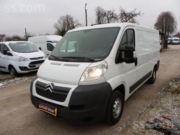 Balts Citroen Jumper 2007 Valka, ar dzinēja tilpumu 2.20 L un nobraukumu 272 tūkst. km par 3700 €, foto 3 vietnē AUTOMOTO.COM.LV
