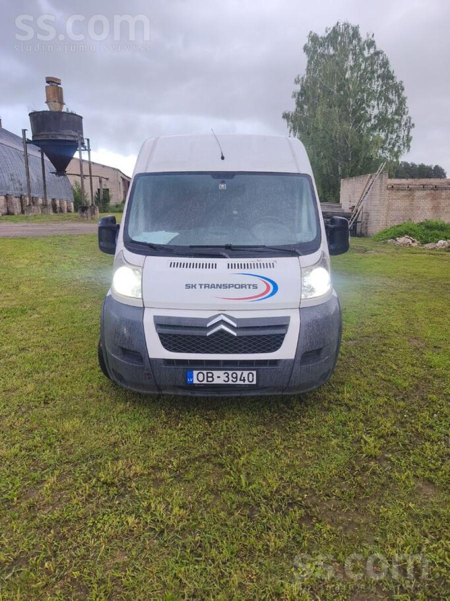 Balts Citroen Jumper 2007 Preiļi, ar dzinēja tilpumu 3.00 L un nobraukumu 250 tūkst. km par 3700 €, foto 4 vietnē AUTOMOTO.COM.LV
