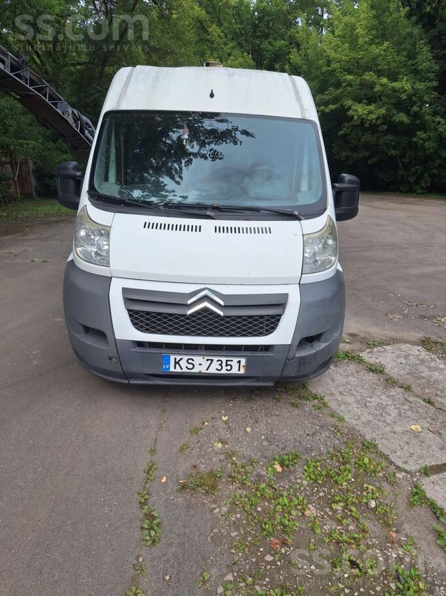 Balts Citroen Jumper 2007 Rīga, ar dzinēja tilpumu 2.20 L un nobraukumu 298 tūkst. km par 2690 €, foto 5 vietnē AUTOMOTO.COM.LV
