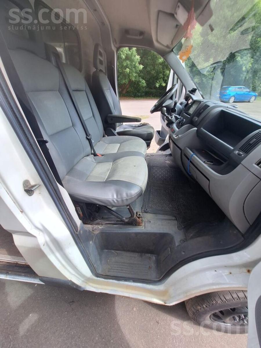Balts Citroen Jumper 2007 Rīga, ar dzinēja tilpumu 2.20 L un nobraukumu 298 tūkst. km par 2690 €, foto 15 vietnē AUTOMOTO.COM.LV