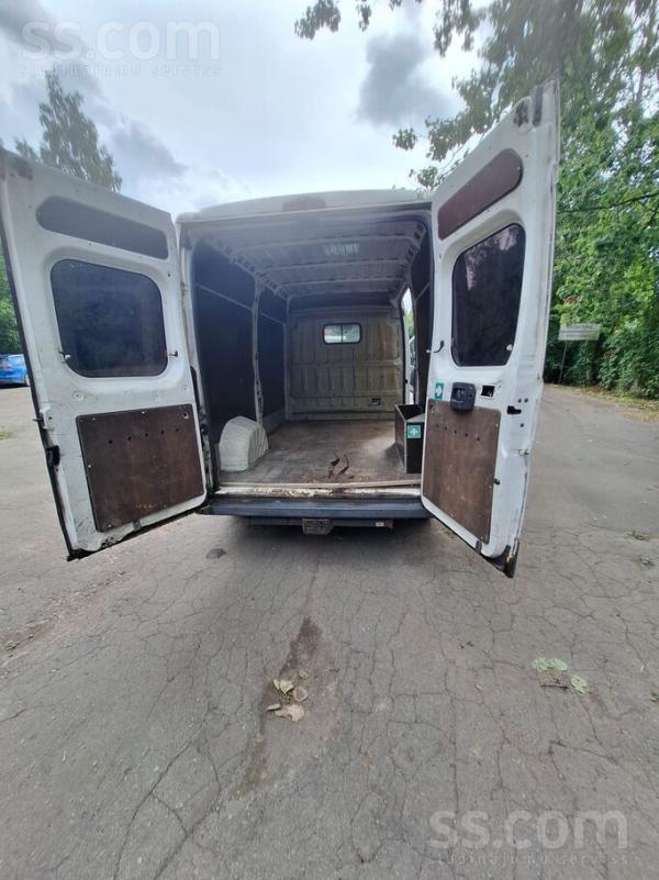 Balts Citroen Jumper 2007 Rīga, ar dzinēja tilpumu 2.20 L un nobraukumu 296 tūkst. km par 2200 €, foto 5 vietnē AUTOMOTO.COM.LV