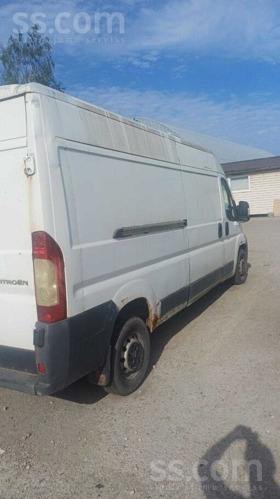 Balts Citroen Jumper 2009 Rīga, ar dzinēja tilpumu 2.20 L un nobraukumu 300 tūkst. km par 1000 €, foto 3 vietnē AUTOMOTO.COM.LV
