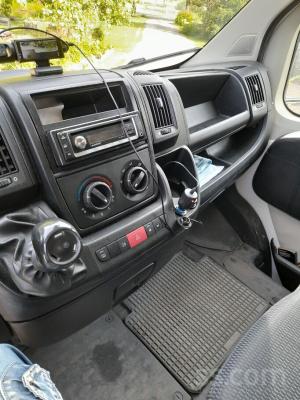 White Citroen Jumper 2012 in Limbazi, with an engine capacity of 2.20 L and mileage of 237 thousand km for 5200 €, photo 9 on AUTOMOTO.COM.LV