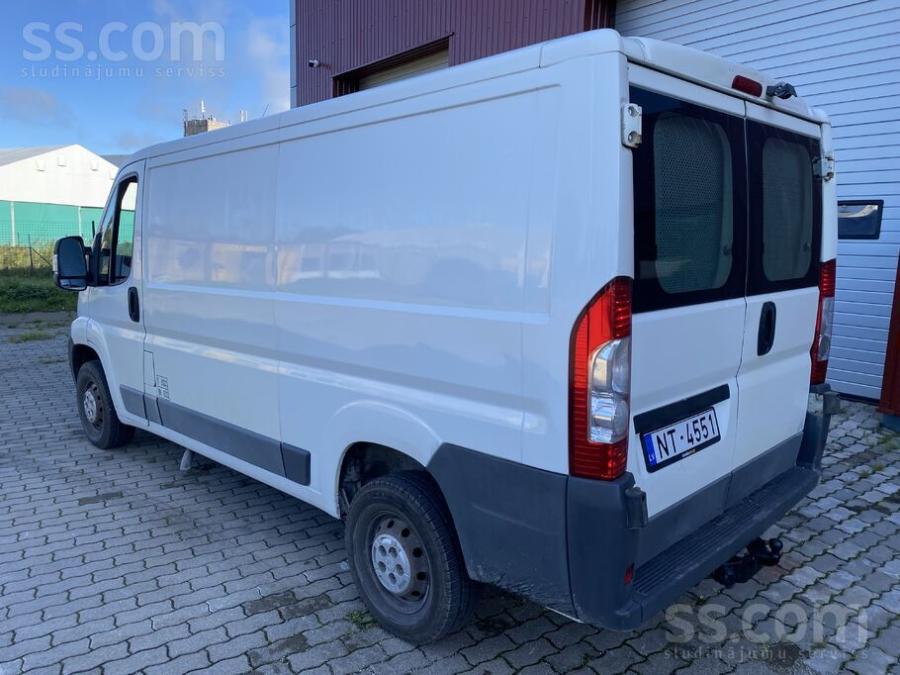 Balts Citroen Jumper 2012 Rīga, ar dzinēja tilpumu 2.20 L un nobraukumu 340 tūkst. km par 5200 €, foto 5 vietnē AUTOMOTO.COM.LV