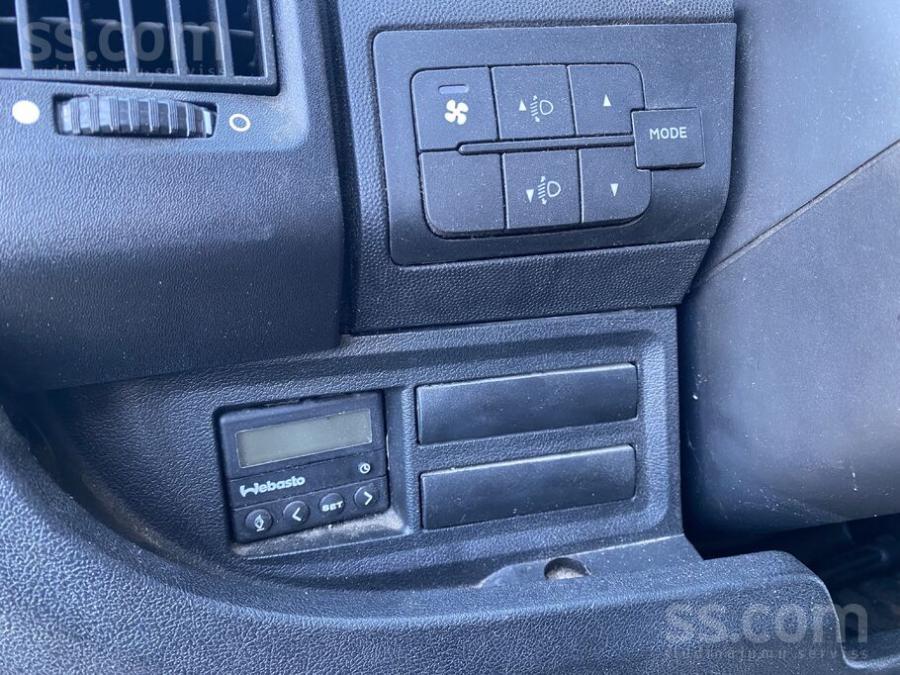Balts Citroen Jumper 2012 Rīga, ar dzinēja tilpumu 2.20 L un nobraukumu 340 tūkst. km par 5200 €, foto 13 vietnē AUTOMOTO.COM.LV