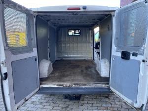 Balts Citroen Jumper 2012 Rīga, ar dzinēja tilpumu 2.20 L un nobraukumu 340 tūkst. km par 5200 €, foto 20 vietnē AUTOMOTO.COM.LV
