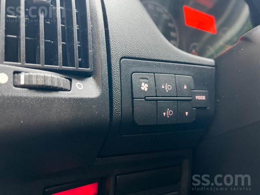 Balts Citroen Jumper 2013 Bauska, ar dzinēja tilpumu 2.20 L un nobraukumu 303 tūkst. km par 3850 €, foto 7 vietnē AUTOMOTO.COM.LV