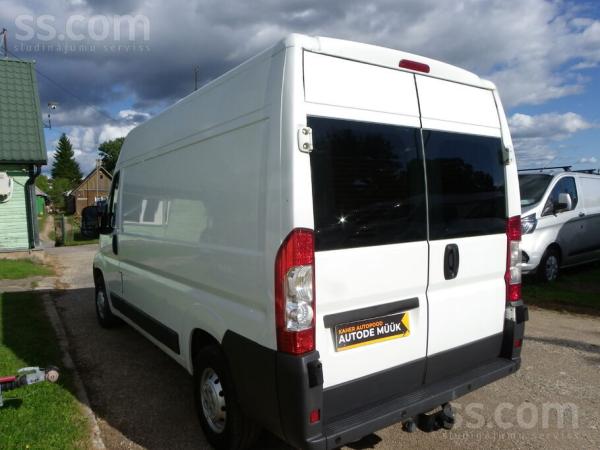 Balts Citroen Jumper 2014 Valka, ar dzinēja tilpumu 2.20 L un nobraukumu 210 tūkst. km par 6400 €, foto 8 vietnē AUTOMOTO.COM.LV