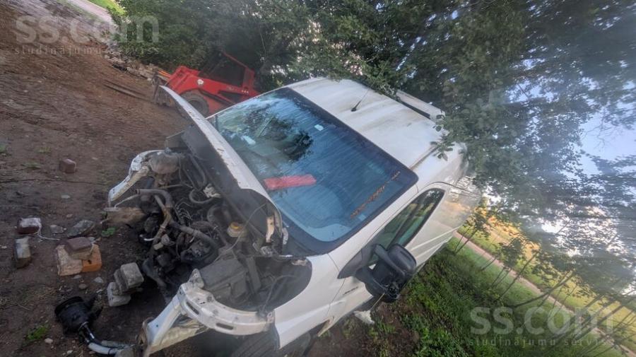 Balts Citroen Jumper 2014 Saldus, ar dzinēja tilpumu 2.20 L un nobraukumu 580 tūkst. km par 3200 €, foto 7 vietnē AUTOMOTO.COM.LV