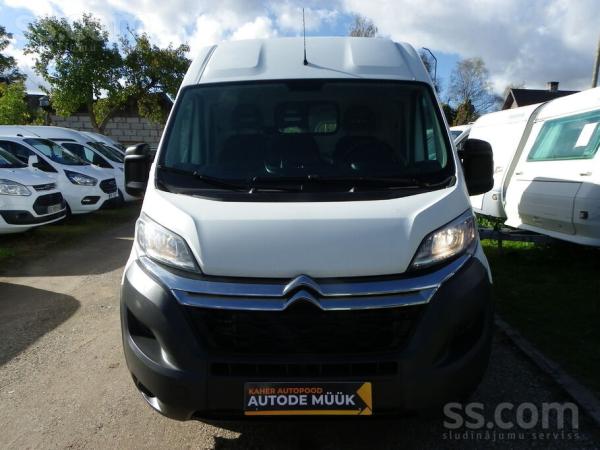 Balts Citroen Jumper 2014 Valka, ar dzinēja tilpumu 2.20 L un nobraukumu 246 tūkst. km par 6700 €, foto 3 vietnē AUTOMOTO.COM.LV