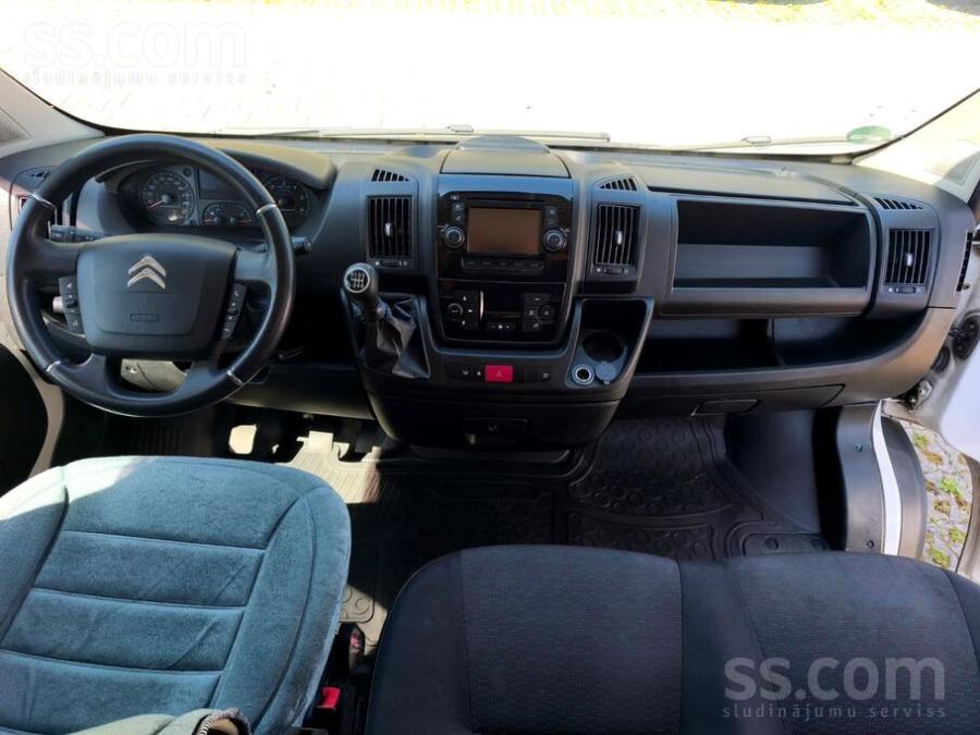 Balts Citroen Jumper 2015 Rīga, ar dzinēja tilpumu 3.00 L un nobraukumu 368 tūkst. km par 8500 €, foto 9 vietnē AUTOMOTO.COM.LV