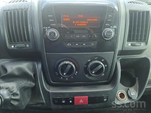 Balts Citroen Jumper 2015 Talsi, ar dzinēja tilpumu 2.20 L un nobraukumu 230 tūkst. km par 7500 €, foto 9 vietnē AUTOMOTO.COM.LV