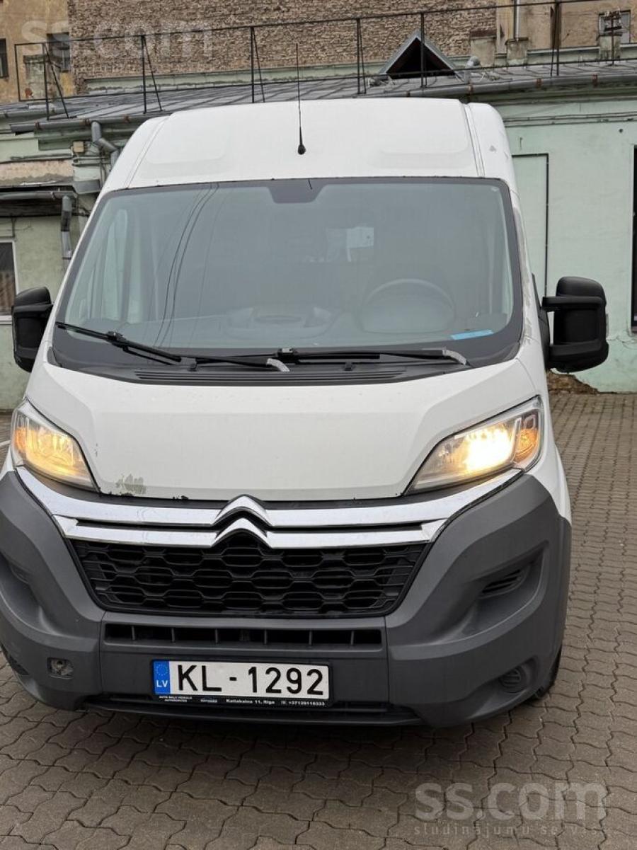 Balts Citroen Jumper 2016 Rīga, ar dzinēja tilpumu 2.20 L un nobraukumu 315 tūkst. km par 7500 €, foto 1 vietnē AUTOMOTO.COM.LV