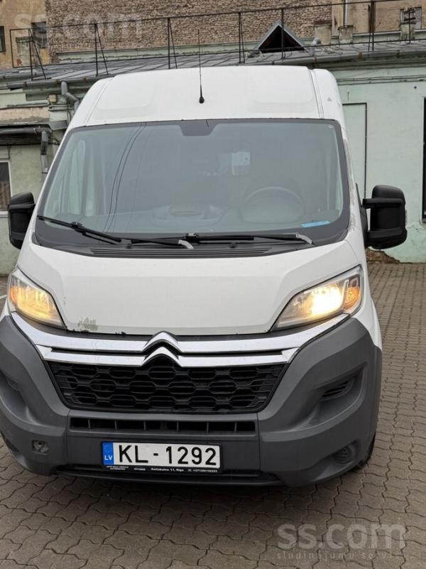 Balts Citroen Jumper 2016 Rīga, ar dzinēja tilpumu 2.20 L un nobraukumu 315 tūkst. km par 6200 €, foto 1 vietnē AUTOMOTO.COM.LV
