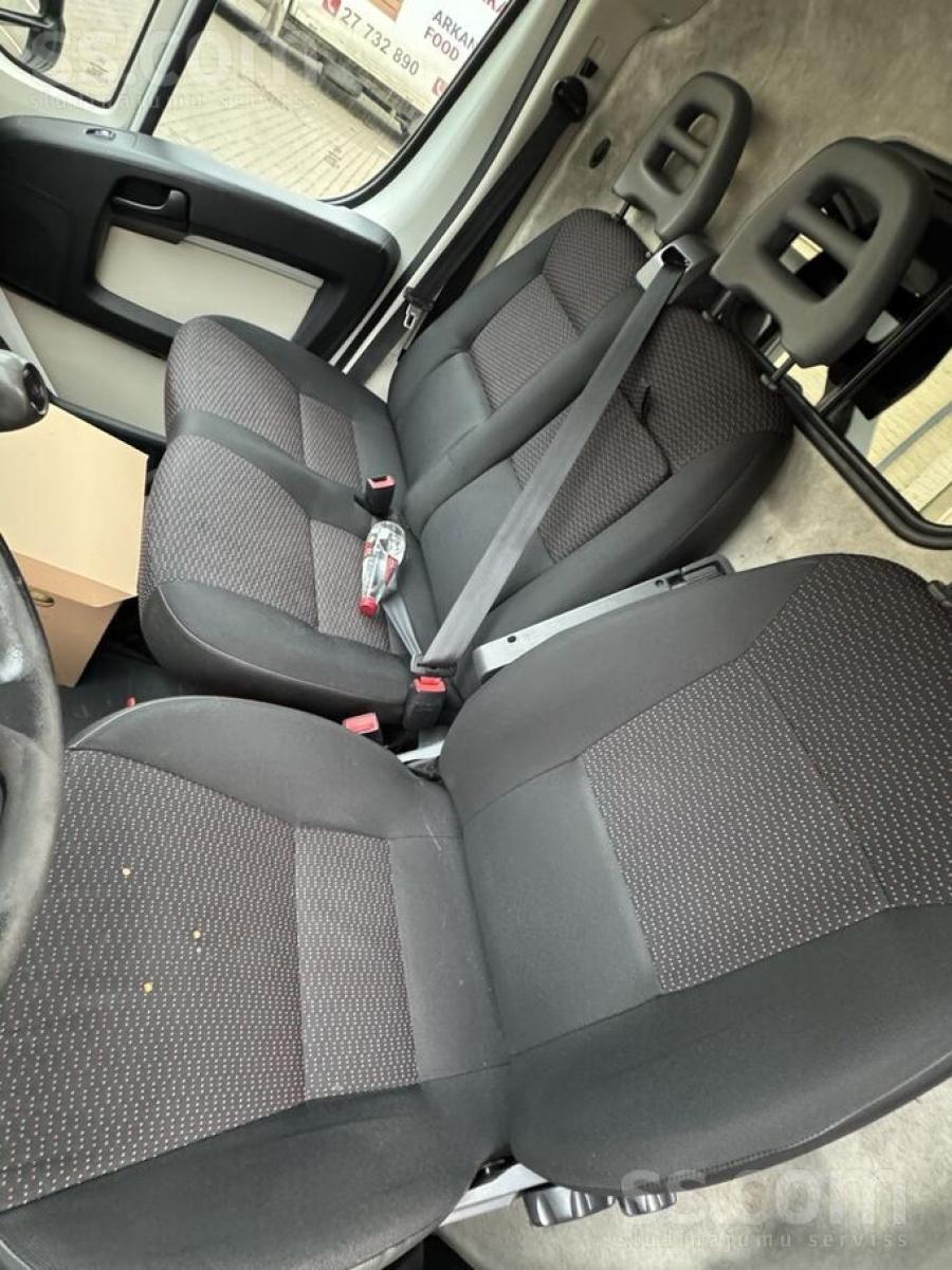 Balts Citroen Jumper 2016 Rīga, ar dzinēja tilpumu 2.20 L un nobraukumu 315 tūkst. km par 6200 €, foto 6 vietnē AUTOMOTO.COM.LV