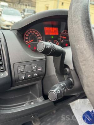Balts Citroen Jumper 2016 Rīga, ar dzinēja tilpumu 2.20 L un nobraukumu 315 tūkst. km par 6200 €, foto 14 vietnē AUTOMOTO.COM.LV