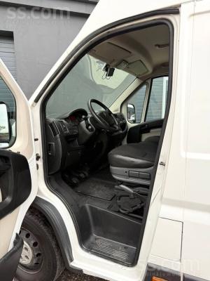 Balts Citroen Jumper 2016 Tallina, ar dzinēja tilpumu 2.20 L un nobraukumu 360 tūkst. km par 7499 €, foto 18 vietnē AUTOMOTO.COM.LV