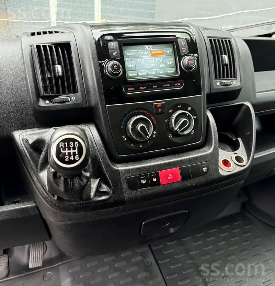 Balts Citroen Jumper 2016 Tallina, ar dzinēja tilpumu 2.20 L un nobraukumu 360 tūkst. km par 7499 €, foto 21 vietnē AUTOMOTO.COM.LV