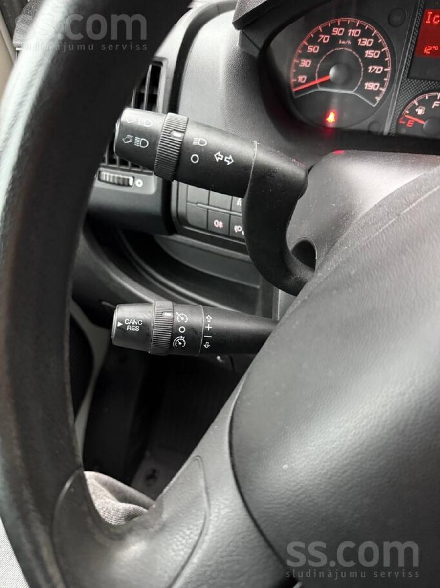 Balts Citroen Jumper 2016 Tallina, ar dzinēja tilpumu 2.20 L un nobraukumu 360 tūkst. km par 7499 €, foto 27 vietnē AUTOMOTO.COM.LV