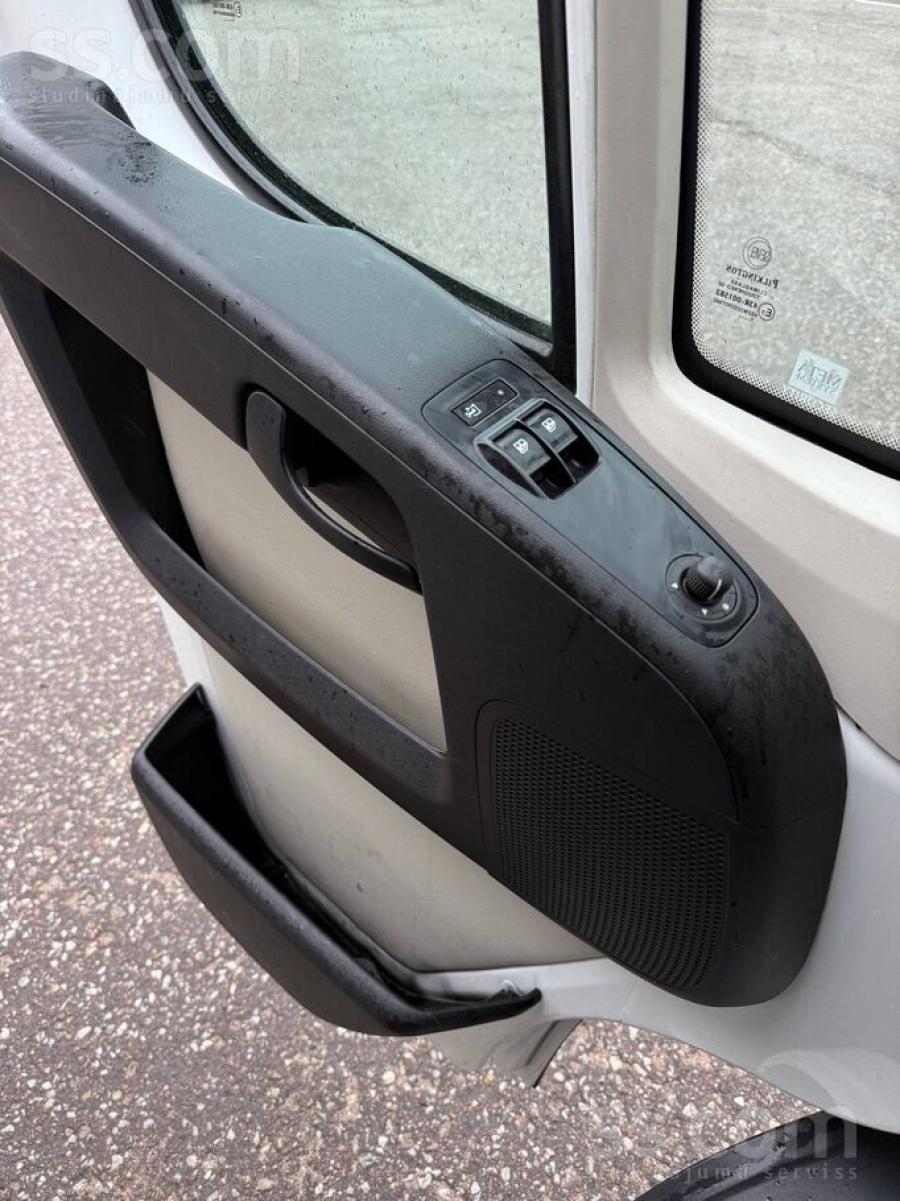 Balts Citroen Jumper 2016 Tallina, ar dzinēja tilpumu 2.20 L un nobraukumu 360 tūkst. km par 7499 €, foto 28 vietnē AUTOMOTO.COM.LV