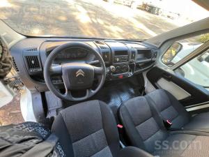 Balts Citroen Jumper 2018 Rīga, ar dzinēja tilpumu 2.00 L un nobraukumu 179 tūkst. km par 6490 €, foto 12 vietnē AUTOMOTO.COM.LV