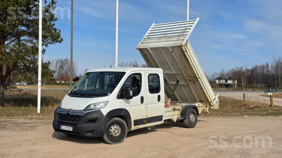 Balts Citroen Jumper 2018 Rīga, ar dzinēja tilpumu 2.00 L un nobraukumu 158 tūkst. km par 11000 €, foto 3 vietnē AUTOMOTO.COM.LV