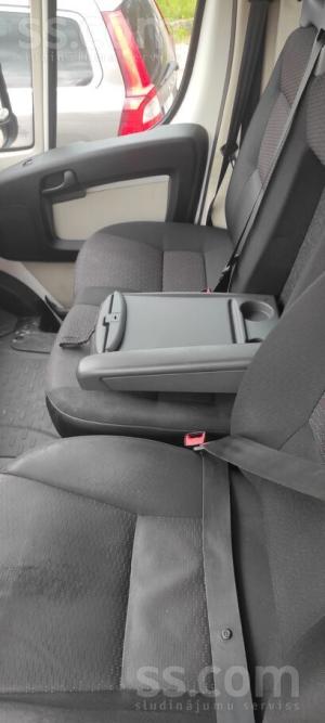 Balts Citroen Jumper 2019 Rīga, ar dzinēja tilpumu 2.00 L un nobraukumu 242 tūkst. km par 9200 €, foto 14 vietnē AUTOMOTO.COM.LV