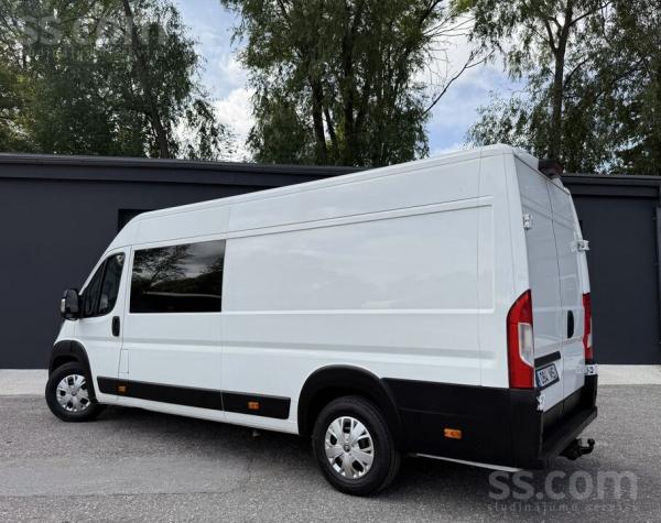 White Citroen Jumper 2019 in Tallinn, with an engine capacity of 2.00 L and mileage of 324 thousand km for 9499 €, photo 10 on AUTOMOTO.COM.LV