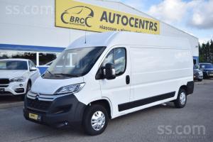 Balts Citroen Jumper 2021 Rīga, ar dzinēja tilpumu 2.20 L un nobraukumu 133 tūkst. km par 13900 €, foto  vietnē AUTOMOTO.COM.LV