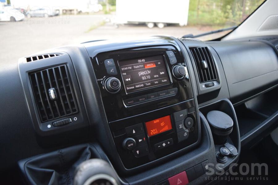Balts Citroen Jumper 2021 Rīga, ar dzinēja tilpumu 2.20 L un nobraukumu 133 tūkst. km par 13900 €, foto 7 vietnē AUTOMOTO.COM.LV