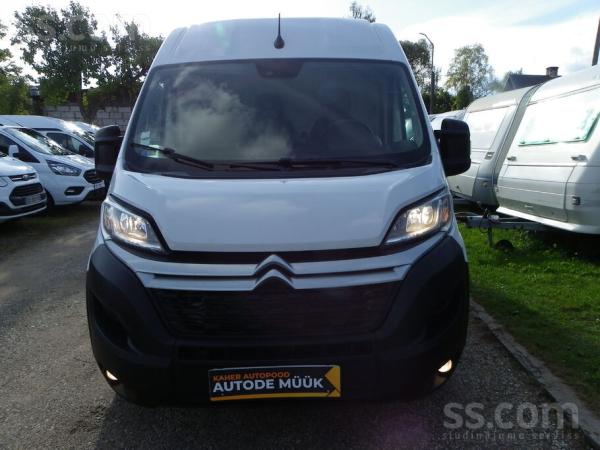 Balts Citroen Jumper 2021 Valka, ar dzinēja tilpumu 2.20 L un nobraukumu 214 tūkst. km par 11900 €, foto 3 vietnē AUTOMOTO.COM.LV
