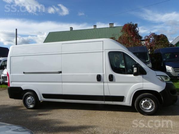 Balts Citroen Jumper 2021 Valka, ar dzinēja tilpumu 2.20 L un nobraukumu 214 tūkst. km par 11900 €, foto 5 vietnē AUTOMOTO.COM.LV