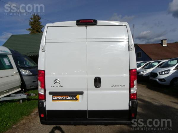 Balts Citroen Jumper 2021 Valka, ar dzinēja tilpumu 2.20 L un nobraukumu 214 tūkst. km par 11900 €, foto 7 vietnē AUTOMOTO.COM.LV