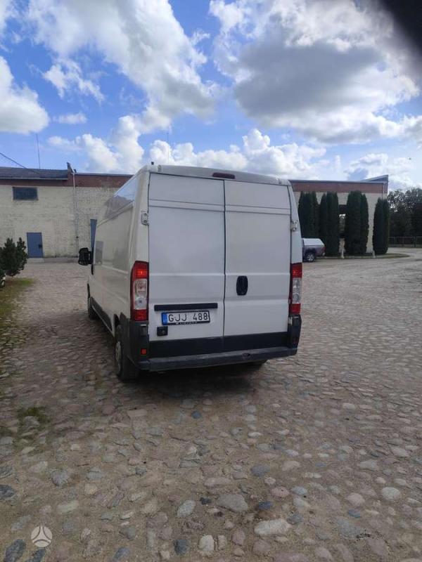 White Citroen Jumper 2008 in Radviliskis, with an engine capacity of 2.20 L and mileage of 300 thousand km for 2300 €, photo 7 on AUTOMOTO.COM.LV
