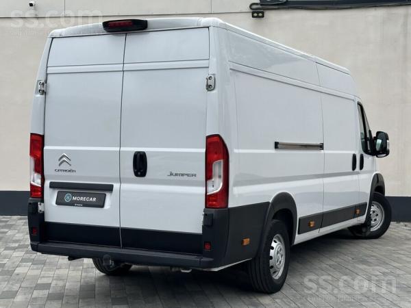 Balts Citroen Jumper 2023 Rīga, ar dzinēja tilpumu 2.20 L un nobraukumu 59 tūkst. km par 26550 €, foto 4 vietnē AUTOMOTO.COM.LV