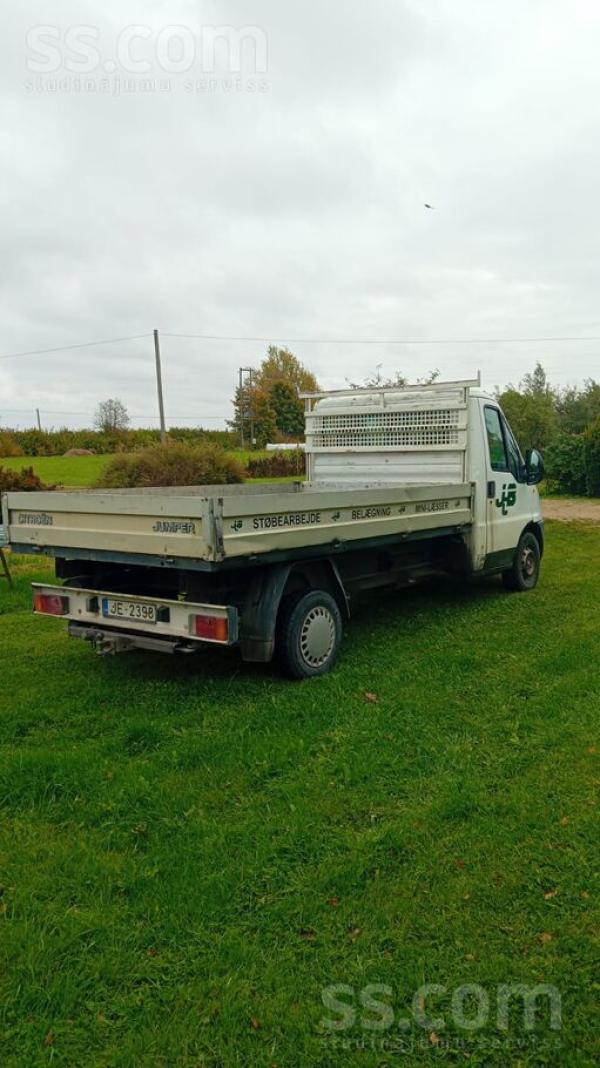 White Citroen Jumper 2000 in Riga, with an engine capacity of 2.00 L and mileage of 316 thousand km for 850 €, photo 2 on AUTOMOTO.COM.LV