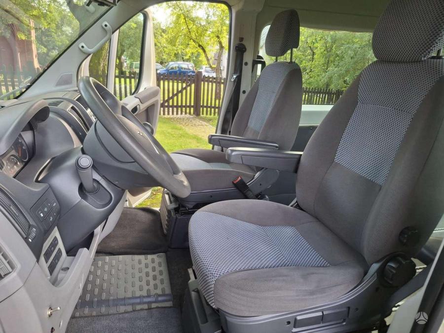 Dzeltens Citroen Jumper 2010 Jurbarkas, ar dzinēja tilpumu 2.20 L un nobraukumu 158 tūkst. km par 10850 €, foto 32 vietnē AUTOMOTO.COM.LV