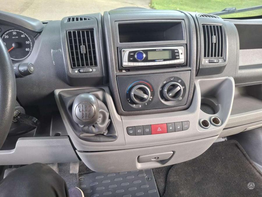 Dzeltens Citroen Jumper 2010 Jurbarkas, ar dzinēja tilpumu 2.20 L un nobraukumu 158 tūkst. km par 10850 €, foto 35 vietnē AUTOMOTO.COM.LV