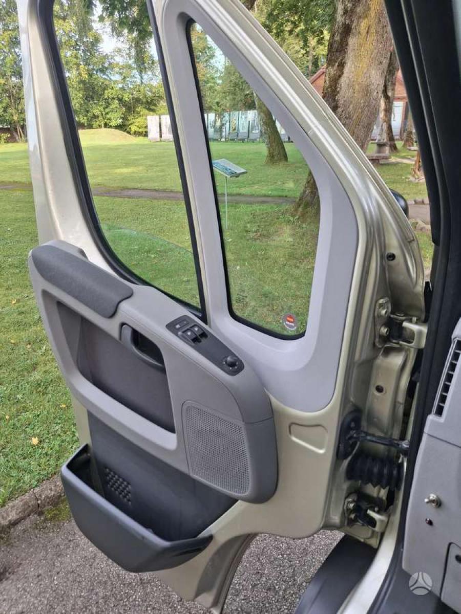 Dzeltens Citroen Jumper 2010 Jurbarkas, ar dzinēja tilpumu 2.20 L un nobraukumu 158 tūkst. km par 10850 €, foto 36 vietnē AUTOMOTO.COM.LV