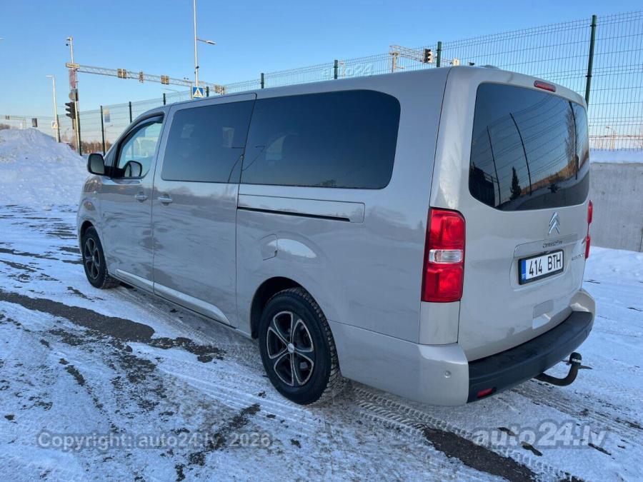 Beige Citroen Jumpy 2017 in Tallinn, with an engine capacity of 2.00 L and mileage of 189 thousand km for 17900 €, photo 4 on AUTOMOTO.COM.LV