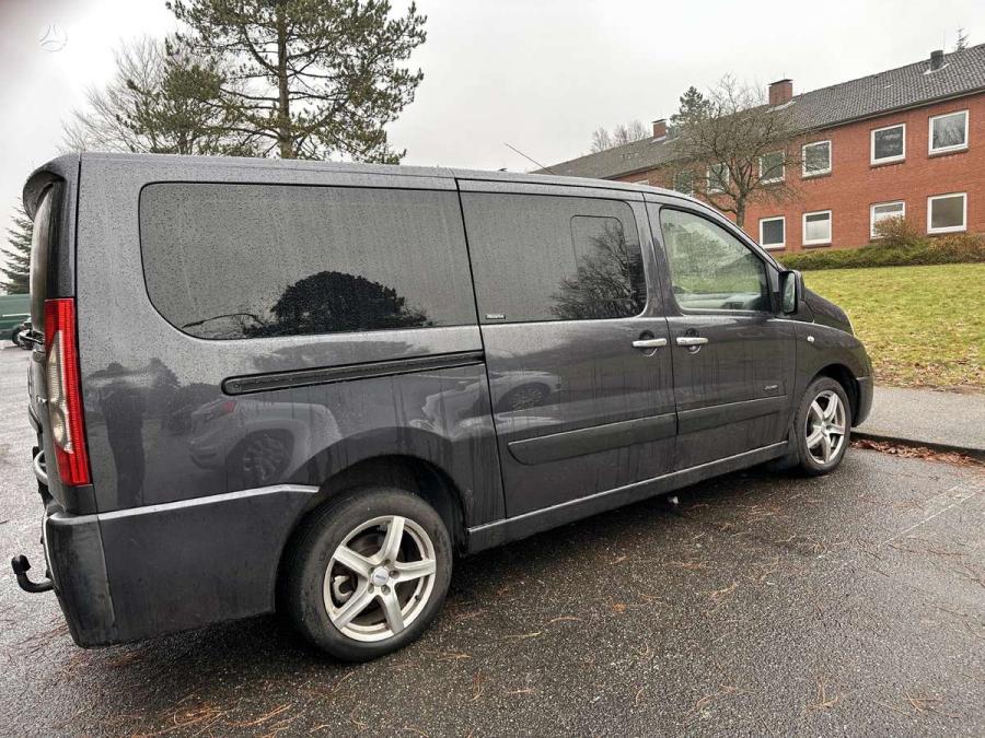 Black Citroen Jumpy 2008 in Kaunas, with an engine capacity of 2.00 L and mileage of 309 thousand km for 4000 €, photo 2 on AUTOMOTO.COM.LV