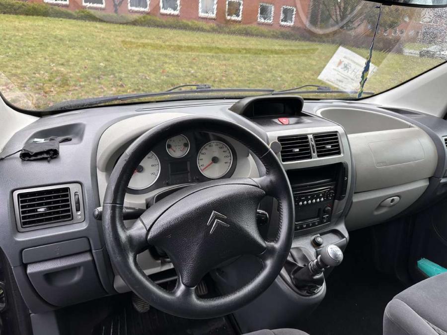 Black Citroen Jumpy 2008 in Kaunas, with an engine capacity of 2.00 L and mileage of 309 thousand km for 4000 €, photo 14 on AUTOMOTO.COM.LV