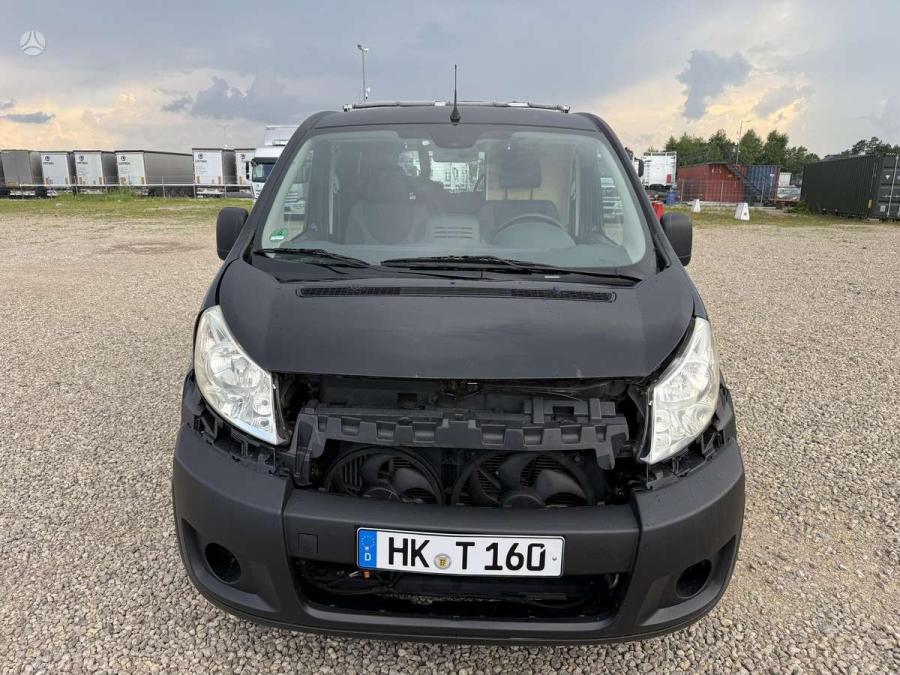 Black Citroen Jumpy 2013 in Vilnius, with an engine capacity of 2.00 L and mileage of 80 thousand km for 3000 €, photo 4 on AUTOMOTO.COM.LV