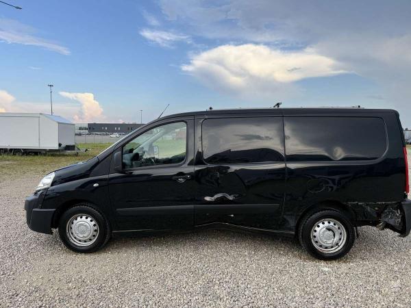 Black Citroen Jumpy 2013 in Vilnius, with an engine capacity of 2.00 L and mileage of 80 thousand km for 3000 €, photo 8 on AUTOMOTO.COM.LV