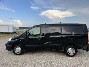 Black Citroen Jumpy 2013 in Vilnius, with an engine capacity of 2.00 L and mileage of 80 thousand km for 3000 €, photo 9 on AUTOMOTO.COM.LV
