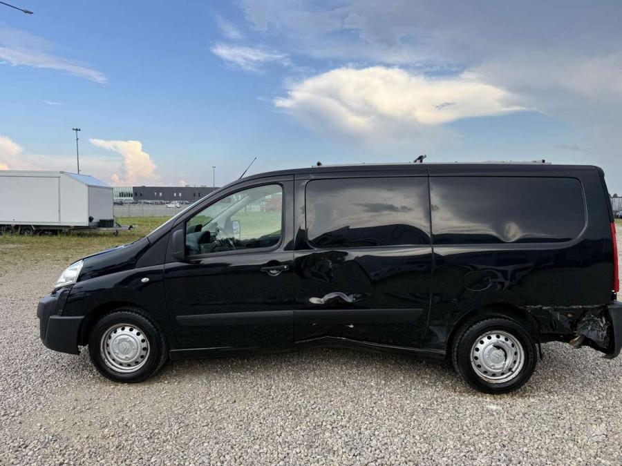 Black Citroen Jumpy 2013 in Vilnius, with an engine capacity of 2.00 L and mileage of 80 thousand km for 3000 €, photo 9 on AUTOMOTO.COM.LV