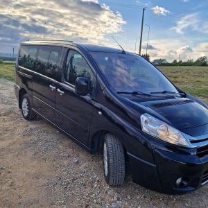 Black Citroen Jumpy 2015 in Vilnius, with an engine capacity of 2.00 L and mileage of 355 thousand km for 6900 €, photo 3 on AUTOMOTO.COM.LV